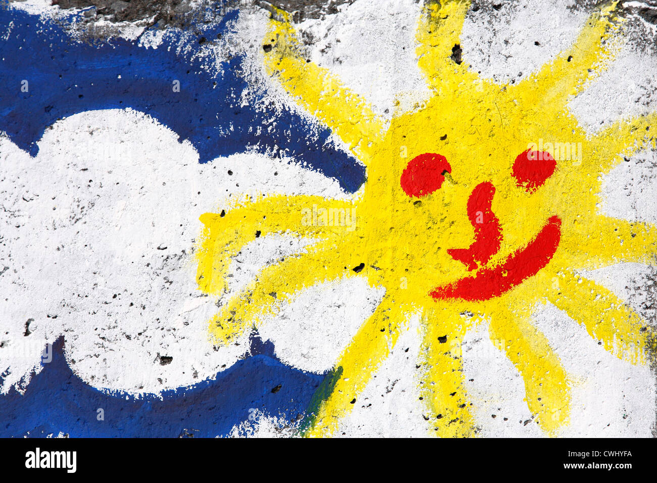 Child's drawing of the sun hi-res stock photography and images - Alamy