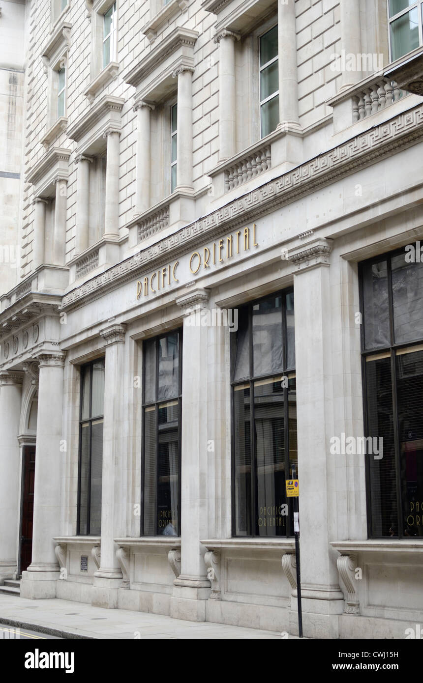 Pacific oriental threadneedle street hi-res stock photography and ...