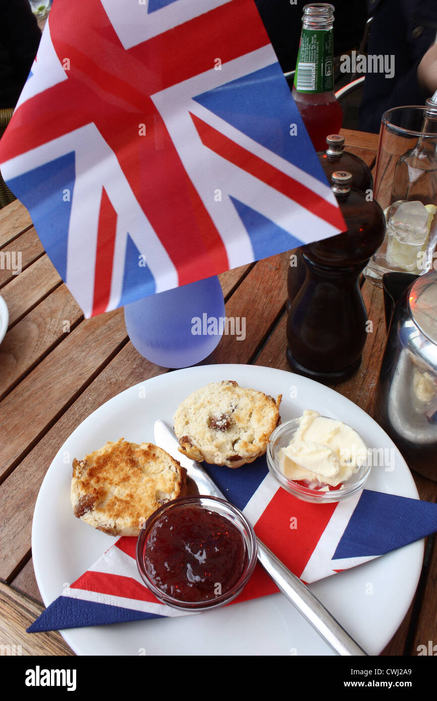 A traditional English cream tea during the Queen's Diamond Jubilee ...