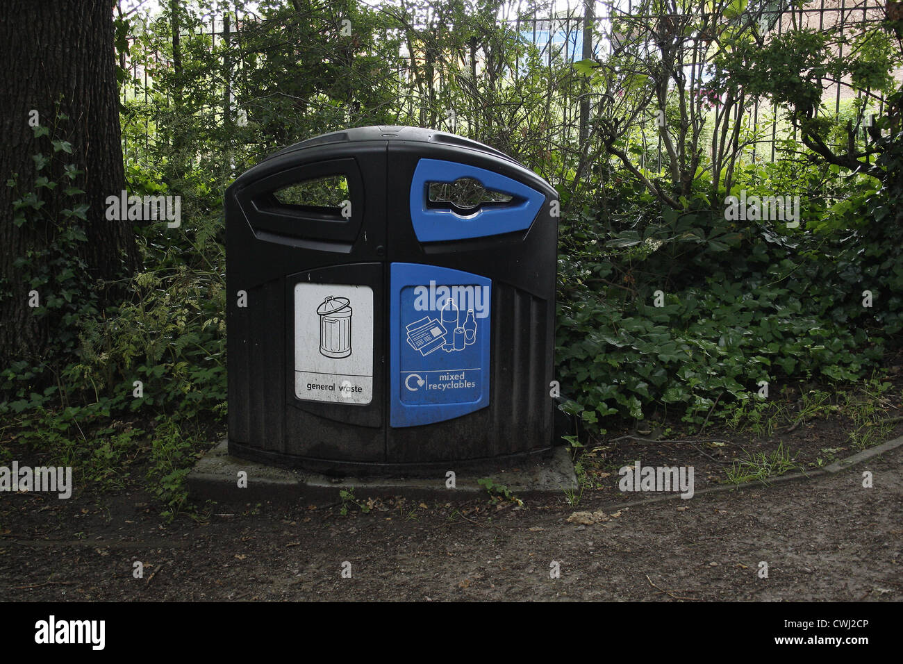 Recycling bin uk hi-res stock photography and images - Alamy