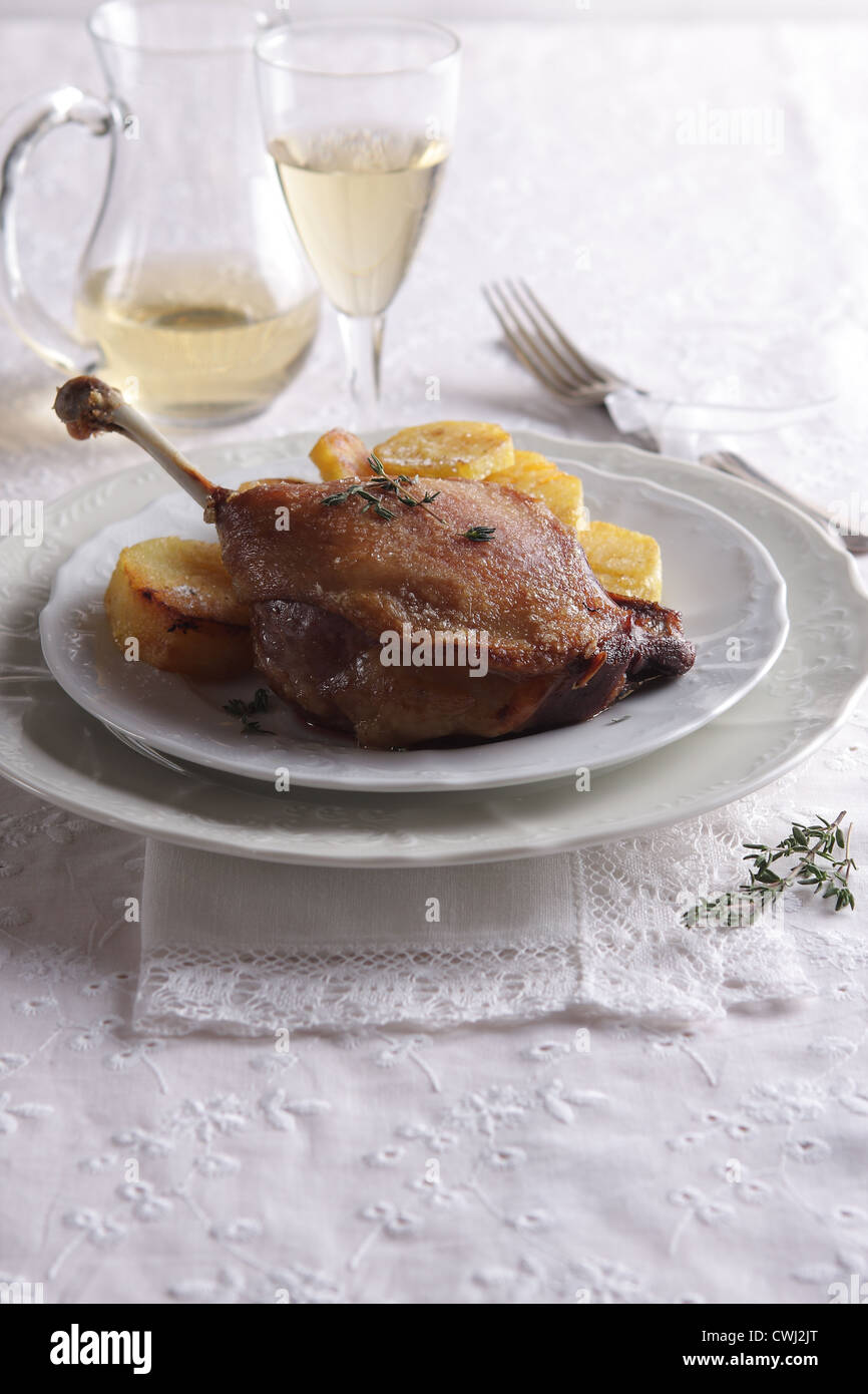 Confit de duck hi-res stock photography and images - Alamy