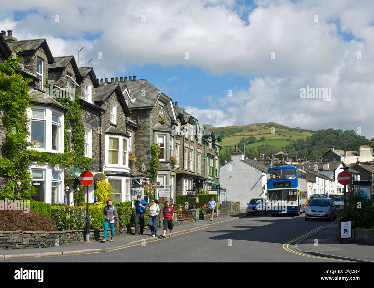 Cumbria bus hi-res stock photography and images - Alamy