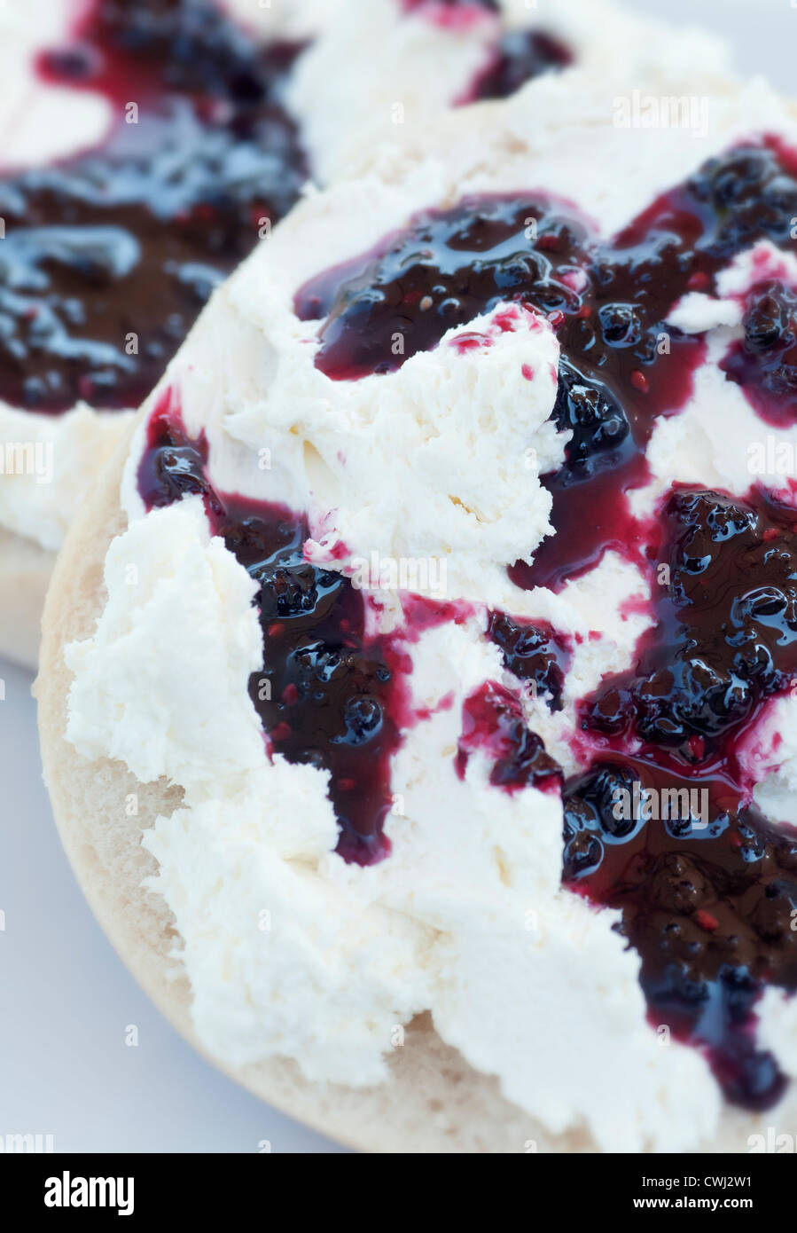 Bagel cream cheese jam hi-res stock photography and images - Alamy