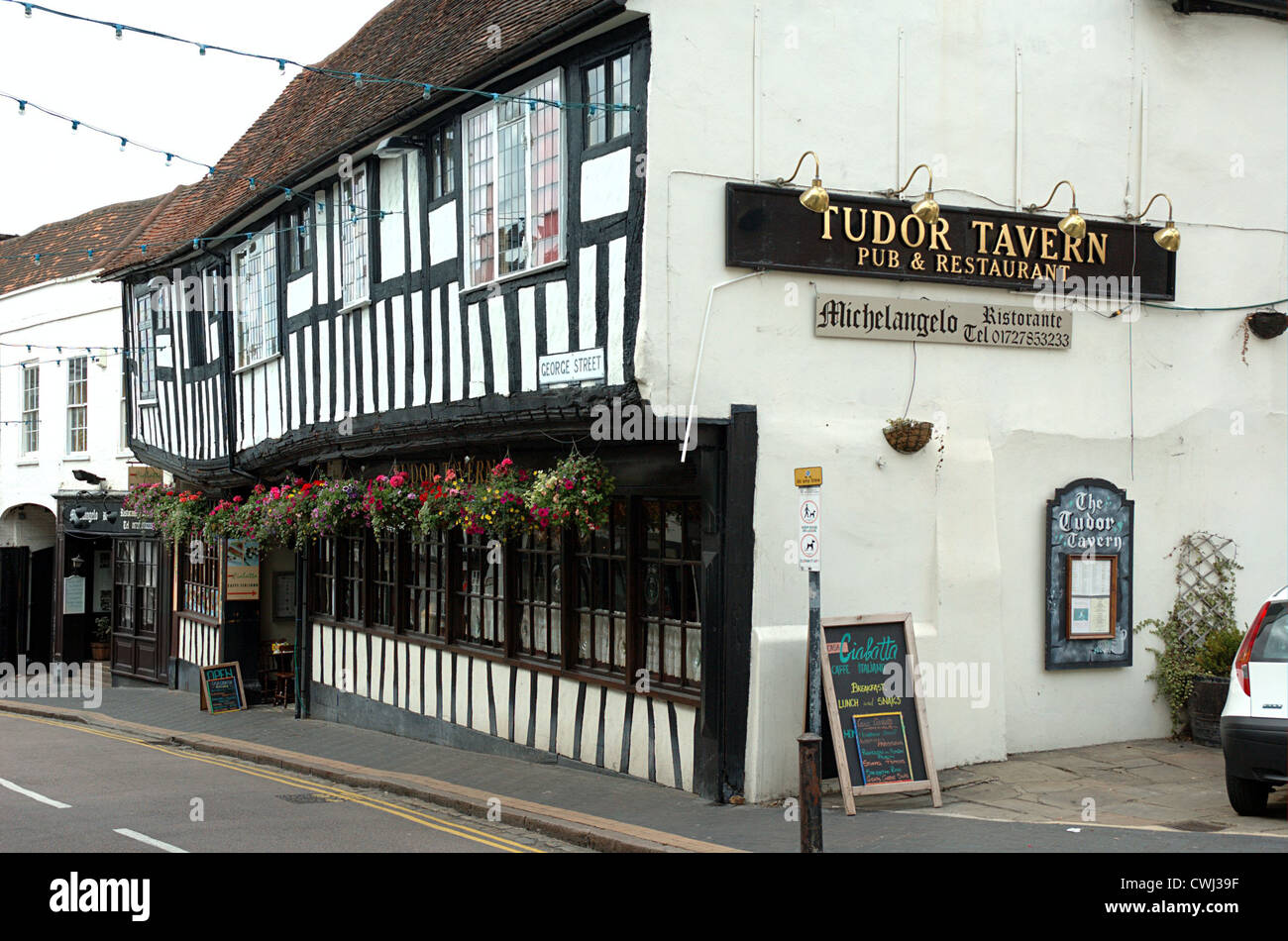 The Tudor Tavern, corner of George Street and Verulam Road, St Albans ...