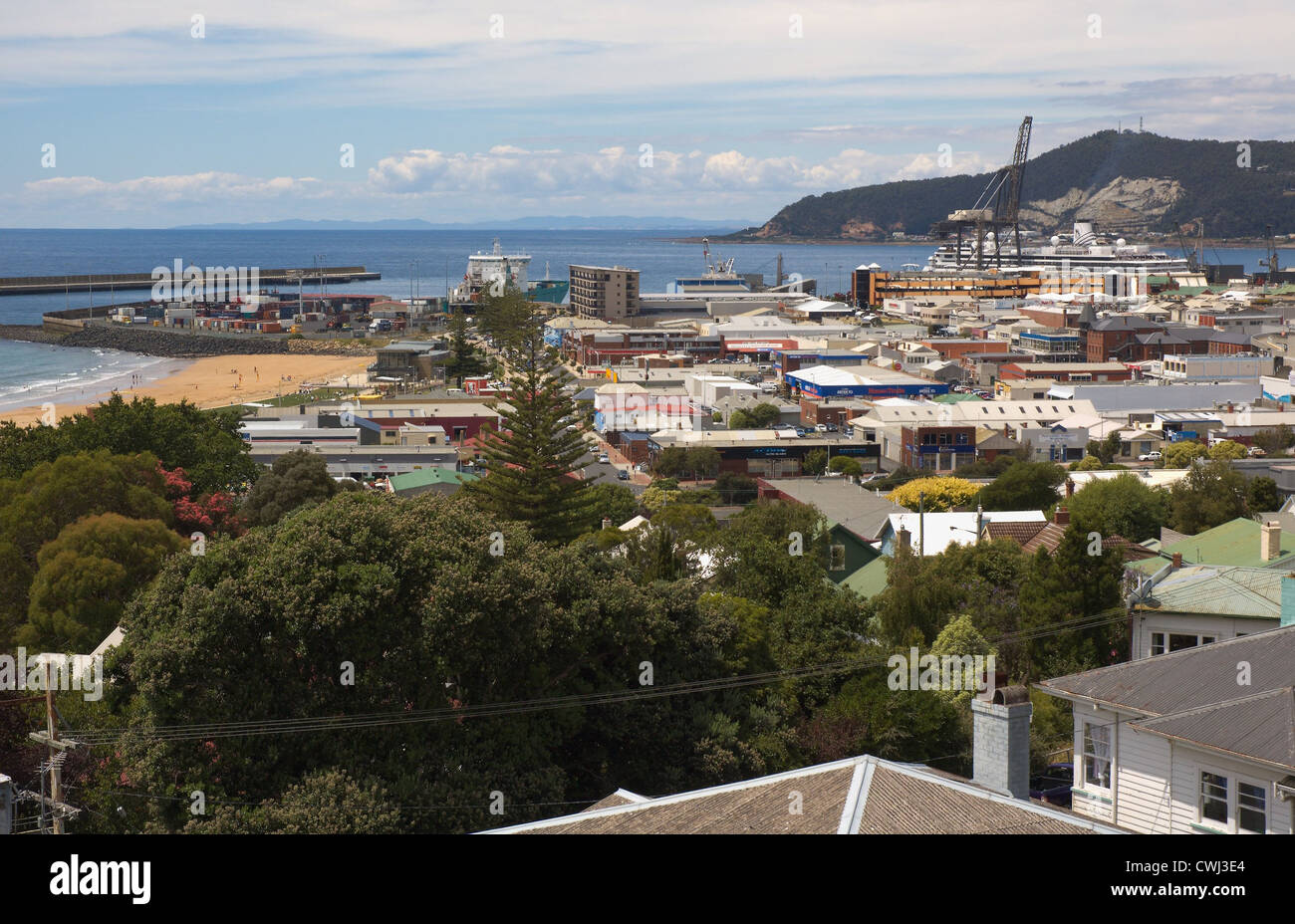 Burnie city centre and round hill hi-res stock photography and images ...