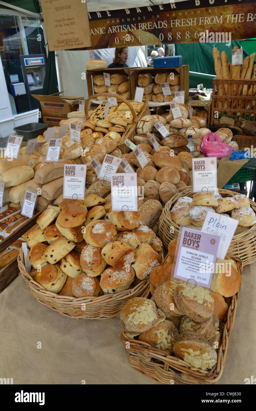 Fresh bread selection in street market, High Street, Winchester ...