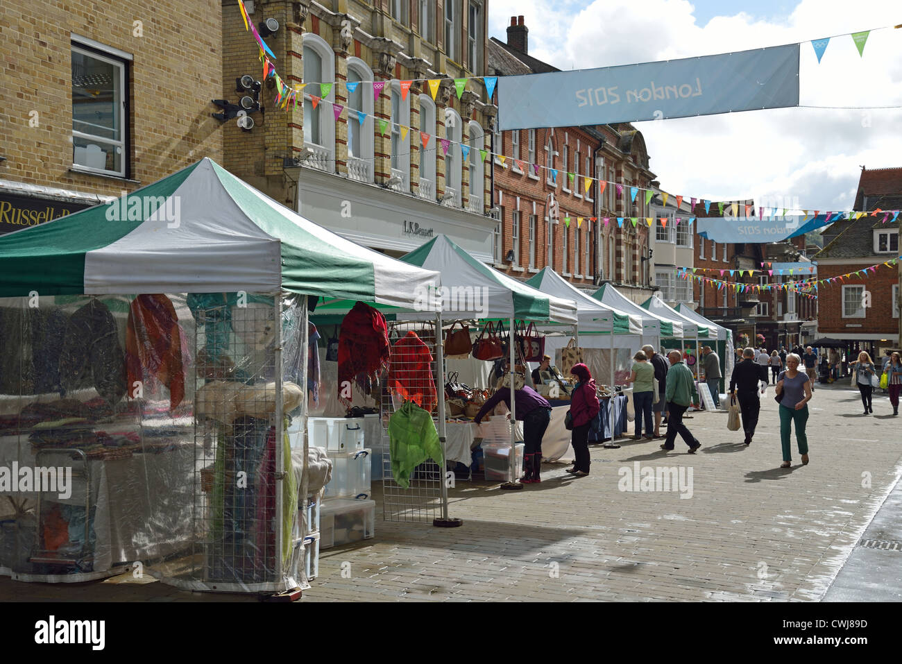 Friday market on High Street, Winchester, Hampshire, England, United ...