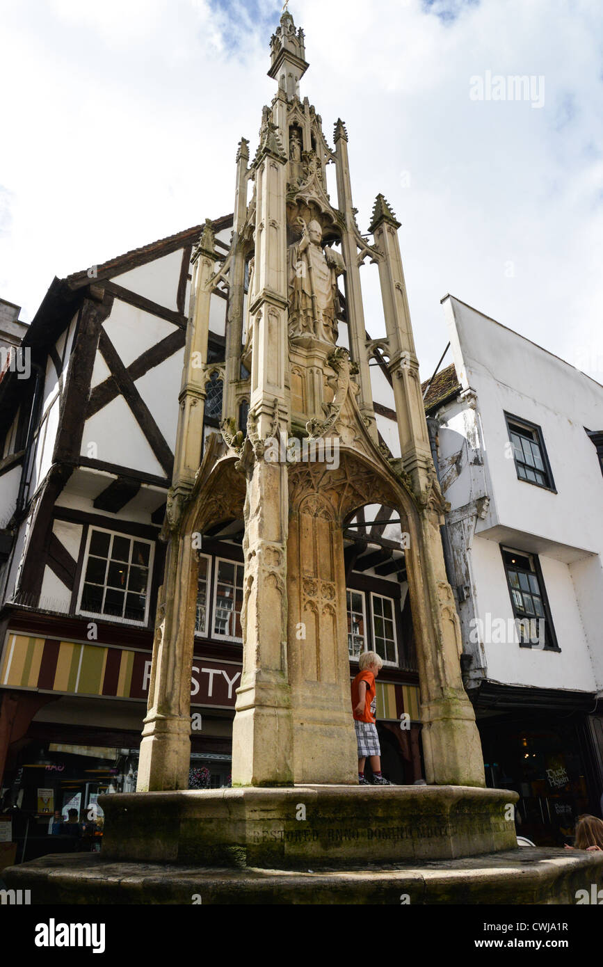 The 15th century High Cross (Buttercross), High Street, Winchester ...