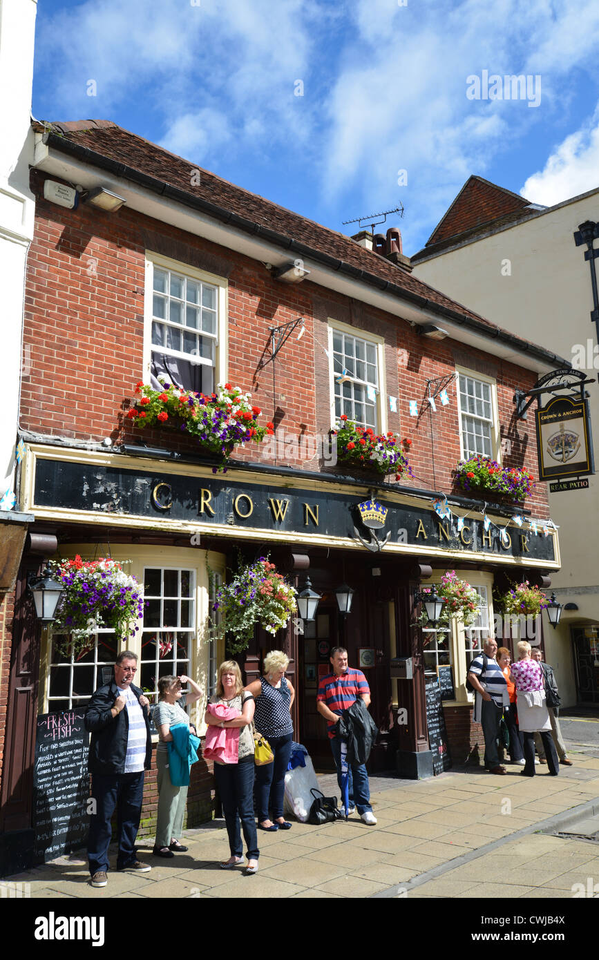 Pub winchester england hi-res stock photography and images - Alamy