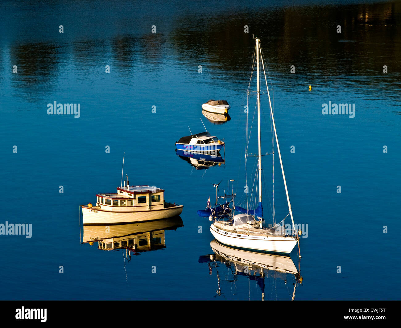 Still boats hi-res stock photography and images - Alamy