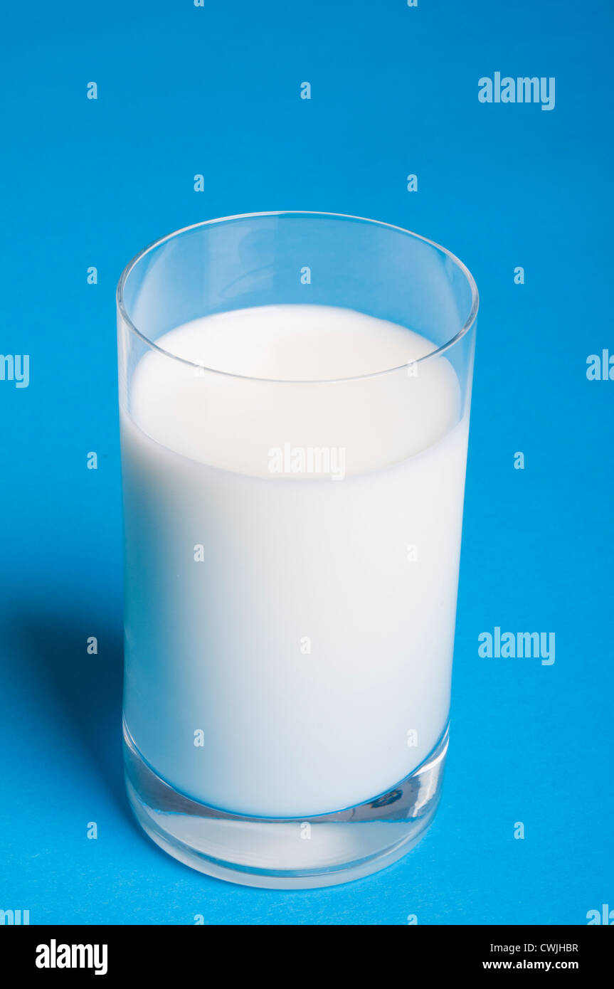a glass of fresh milk Stock Photo - Alamy