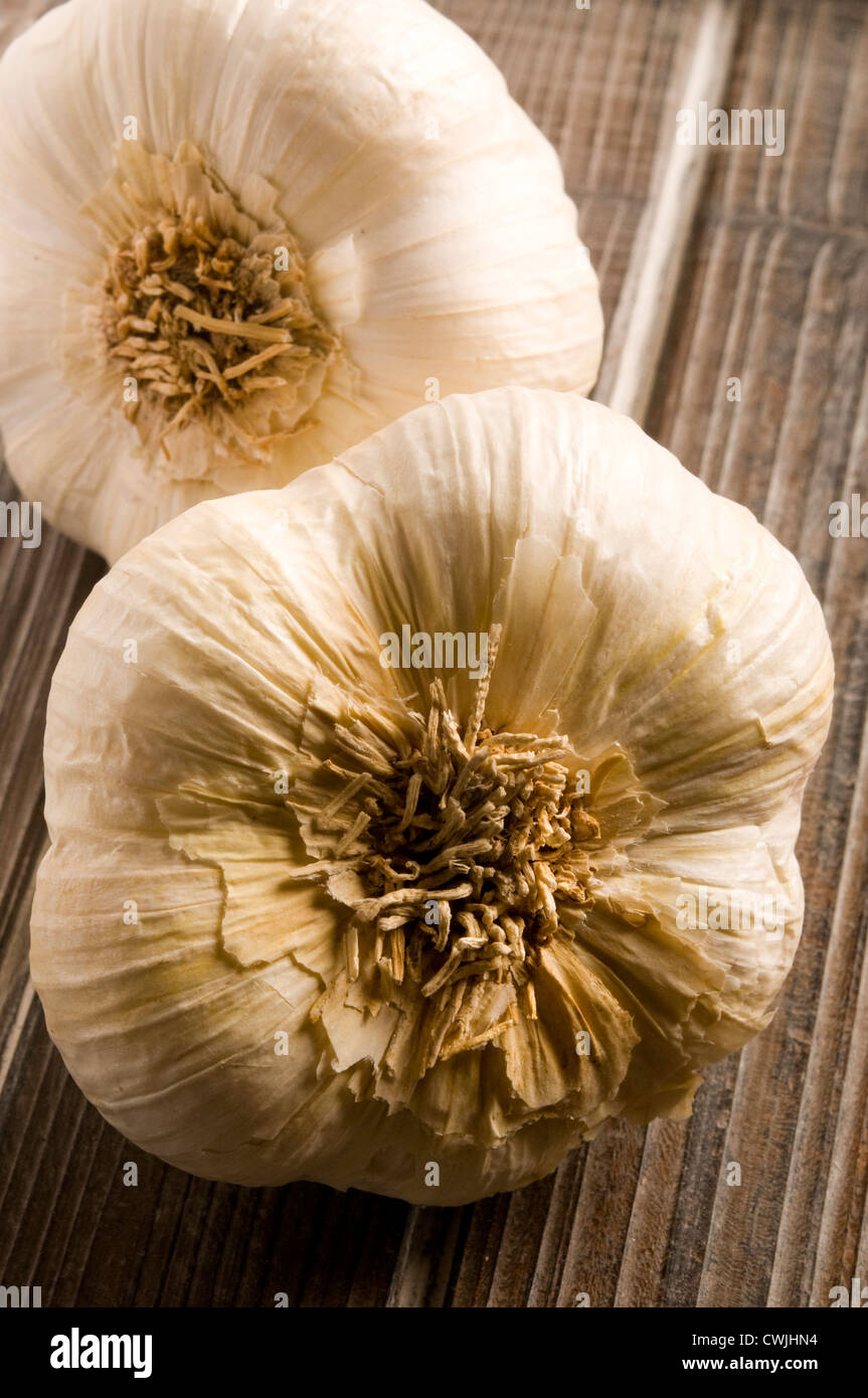 two garlic bulbs Stock Photo - Alamy