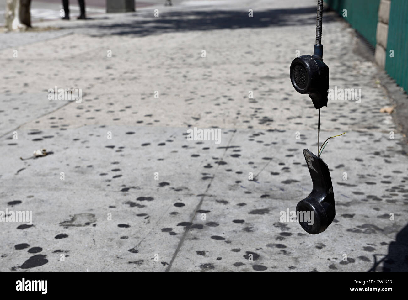 Broken pay phone hi-res stock photography and images - Alamy