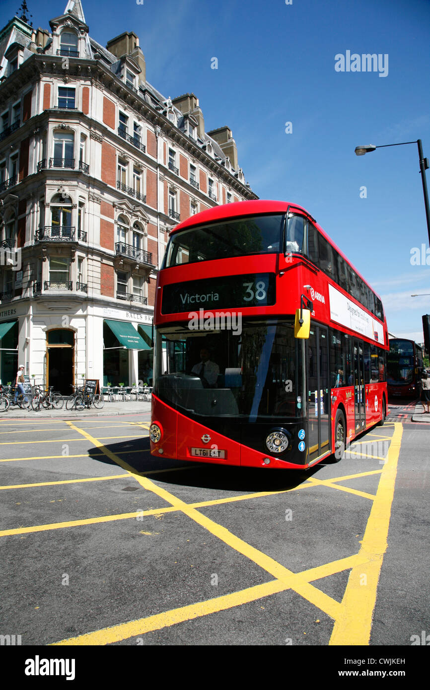 New Routemaster bus on Buckingham Palace Road, Victoria, London, UK ...