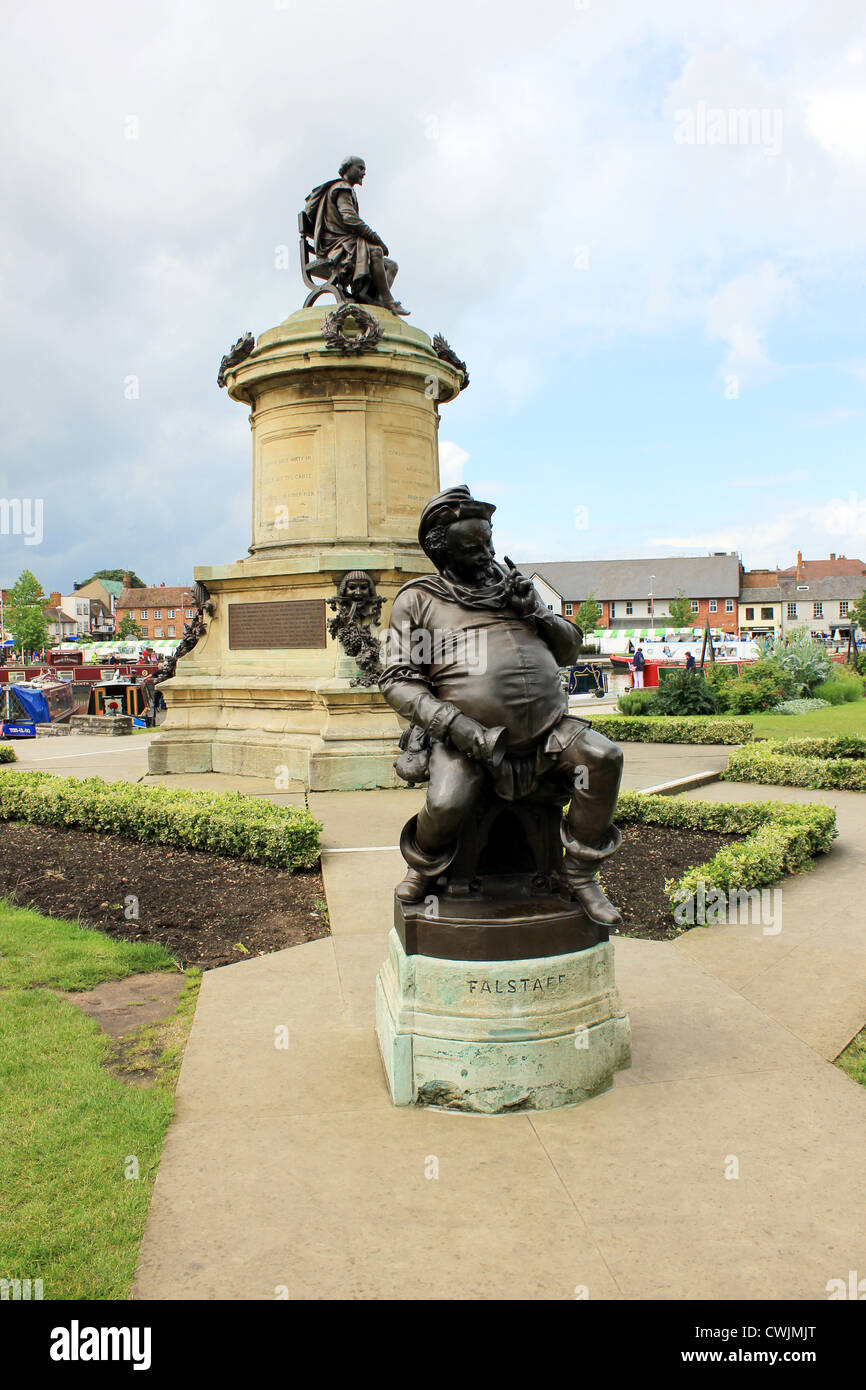 Stratford upon avon falstaff statue hi-res stock photography and images ...