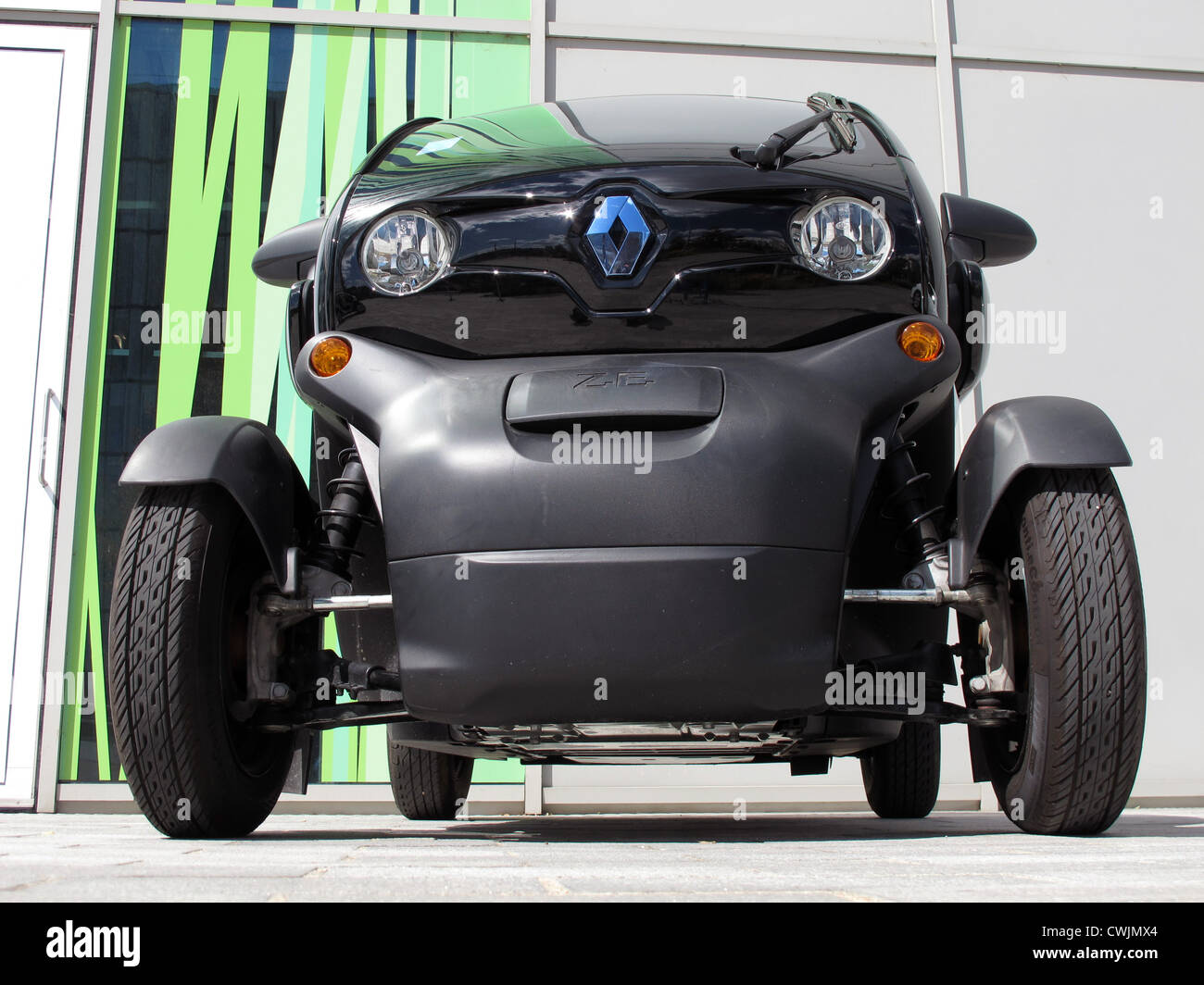 Renault Twizy,Electric car,Zero emission,Test drive at Boulogne ...