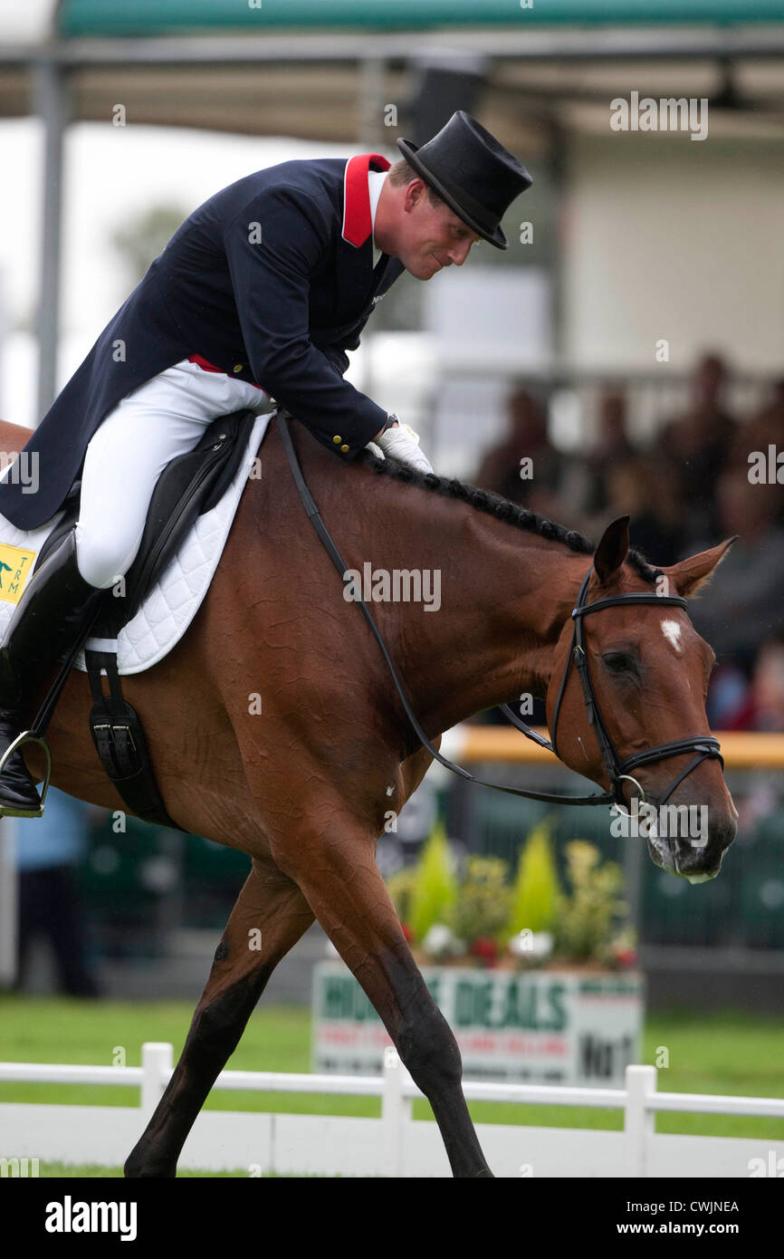 30.8.2012 Land Rover Burghley Horse Trials. Oliver Townsend takes his ...