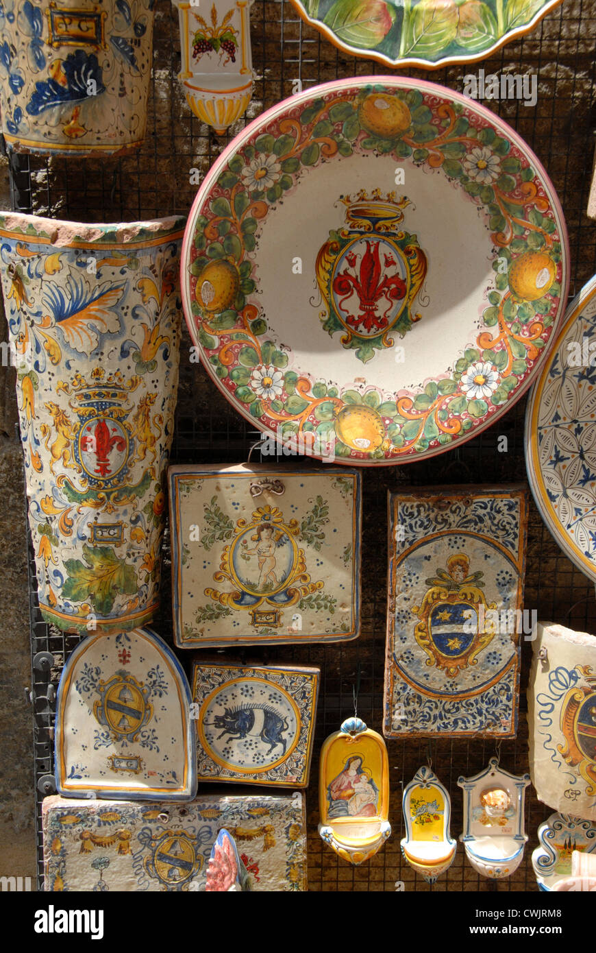 Tuscany plates hi-res stock photography and images - Alamy