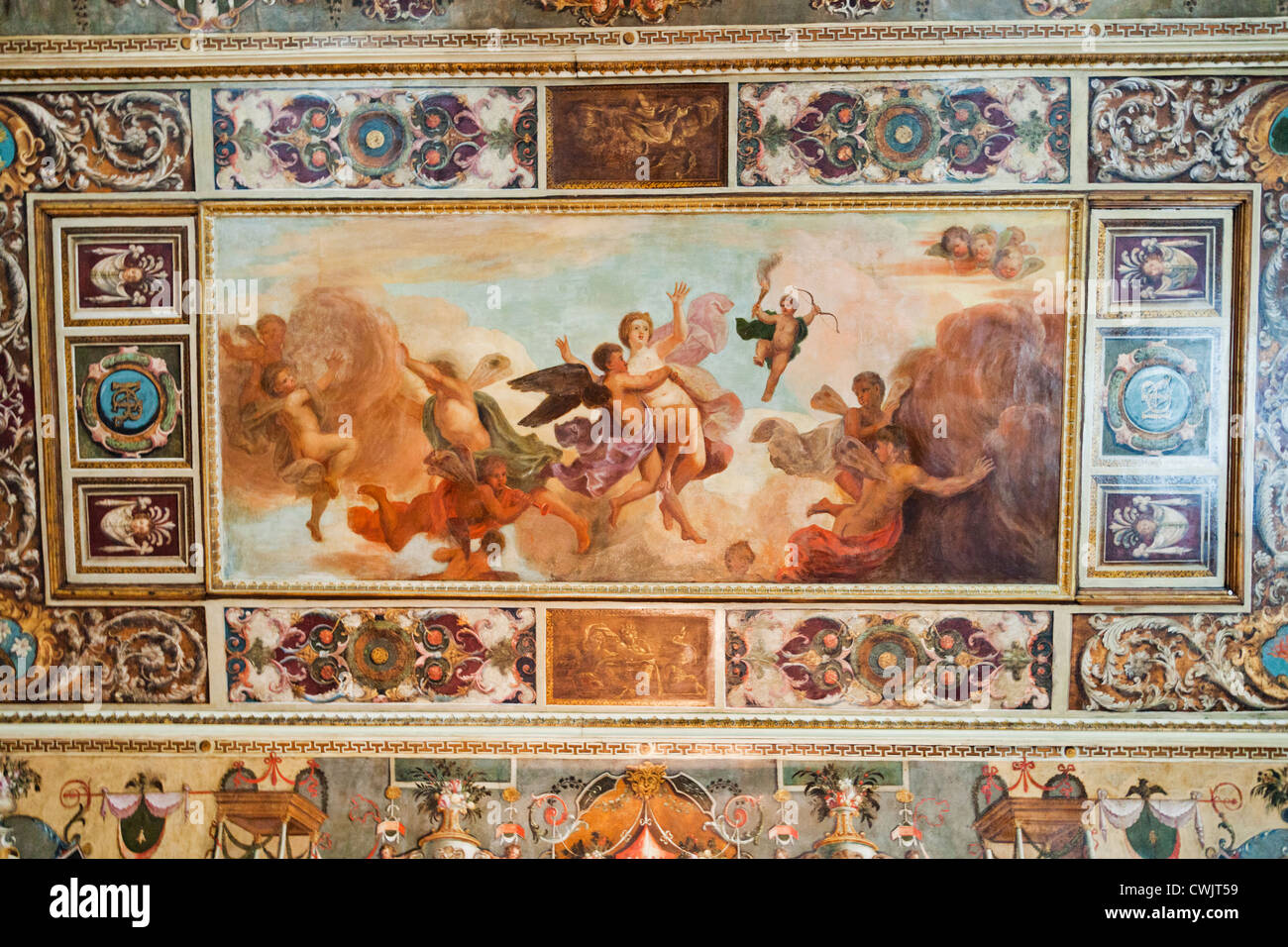 Queens house interior High Resolution Stock Photography and Images - Alamy