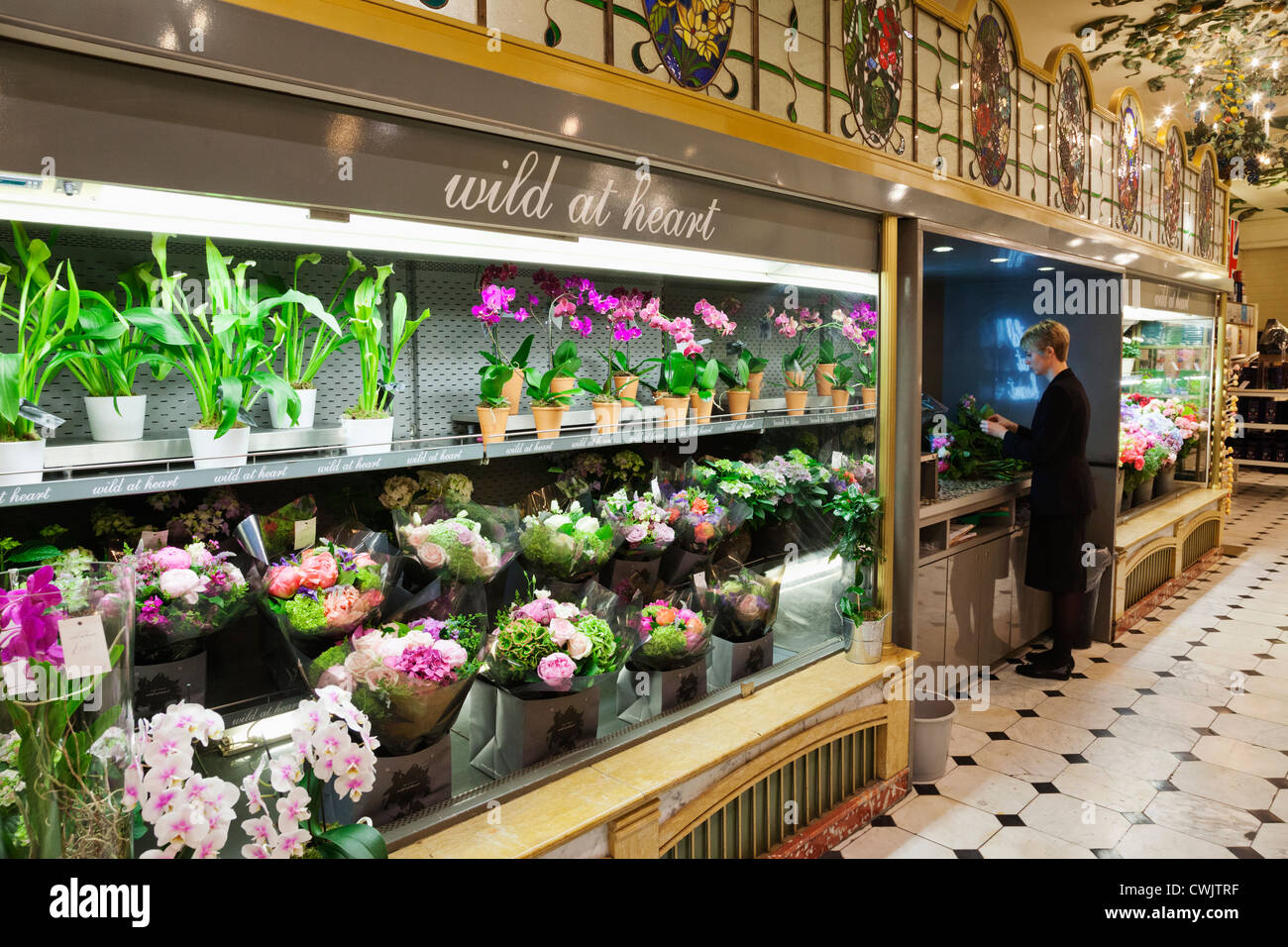 England, London, Knightsbridge, Harrods, Flower Counter Stock Photo - Alamy