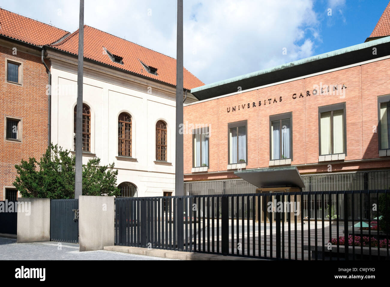 Karolinum hi-res stock photography and images - Alamy