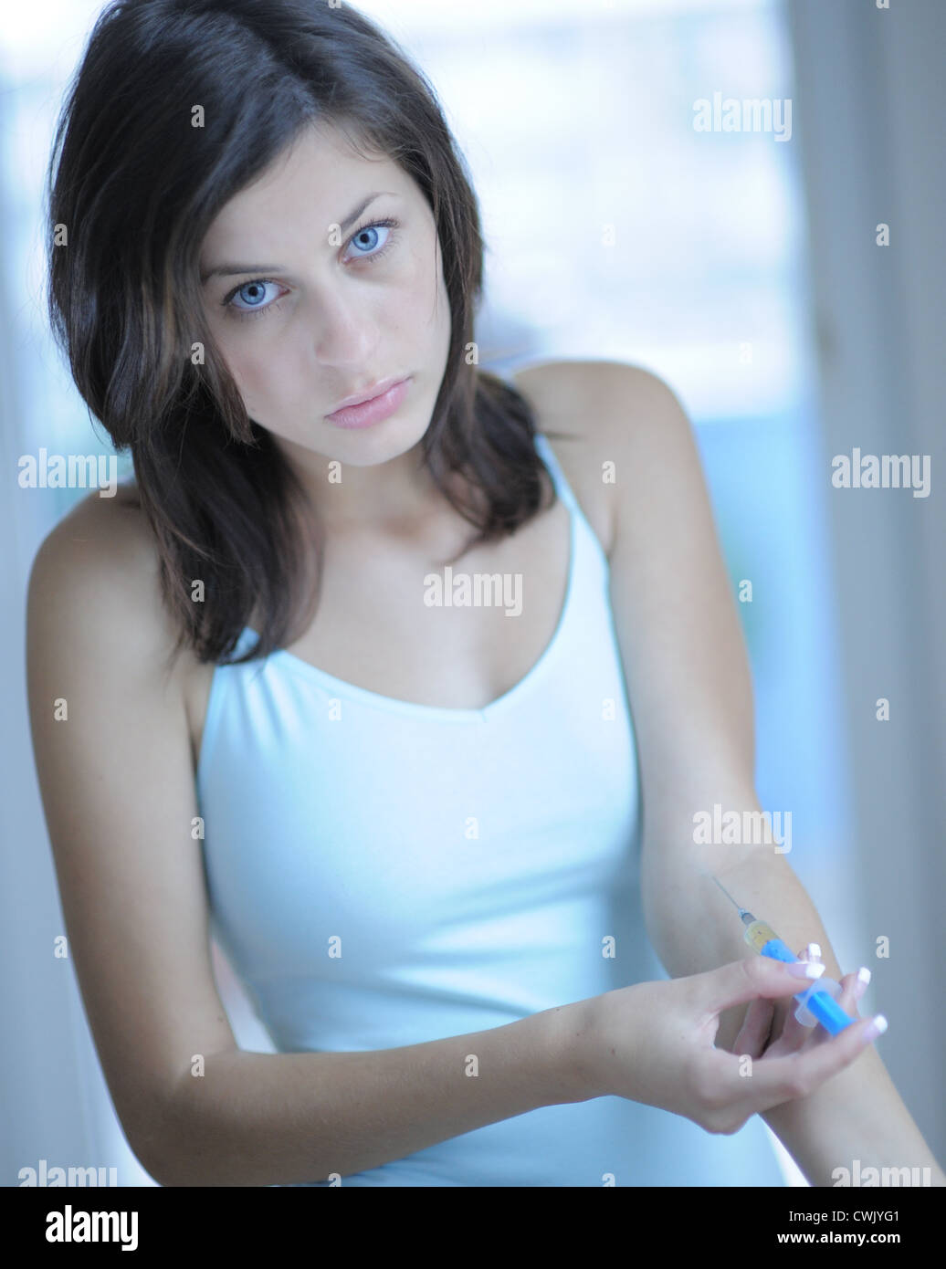 Injecting drug addict hi-res stock photography and images - Alamy