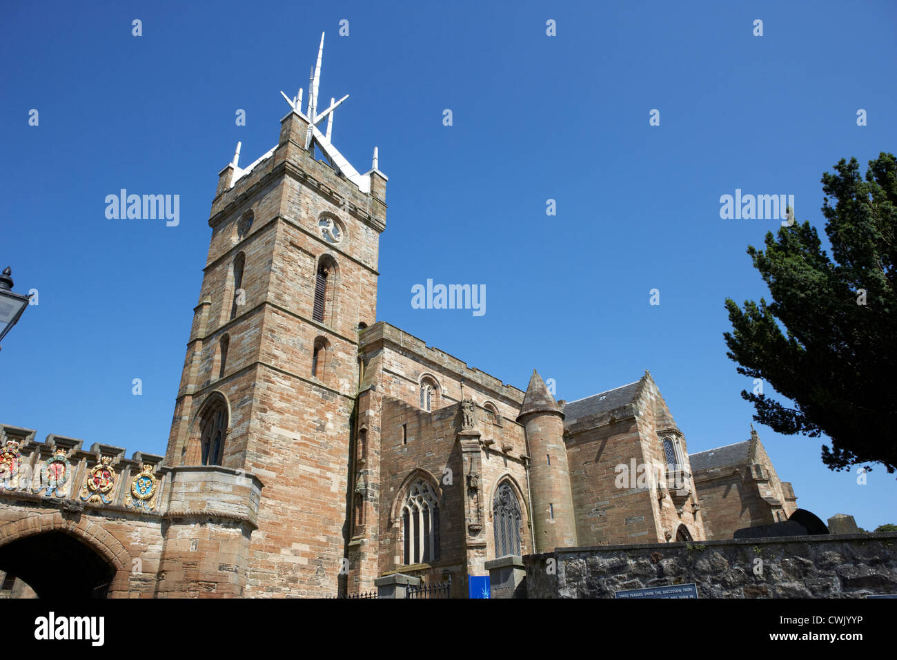 St Michael's Parish Church Linlithgow High Resolution Stock Photography ...