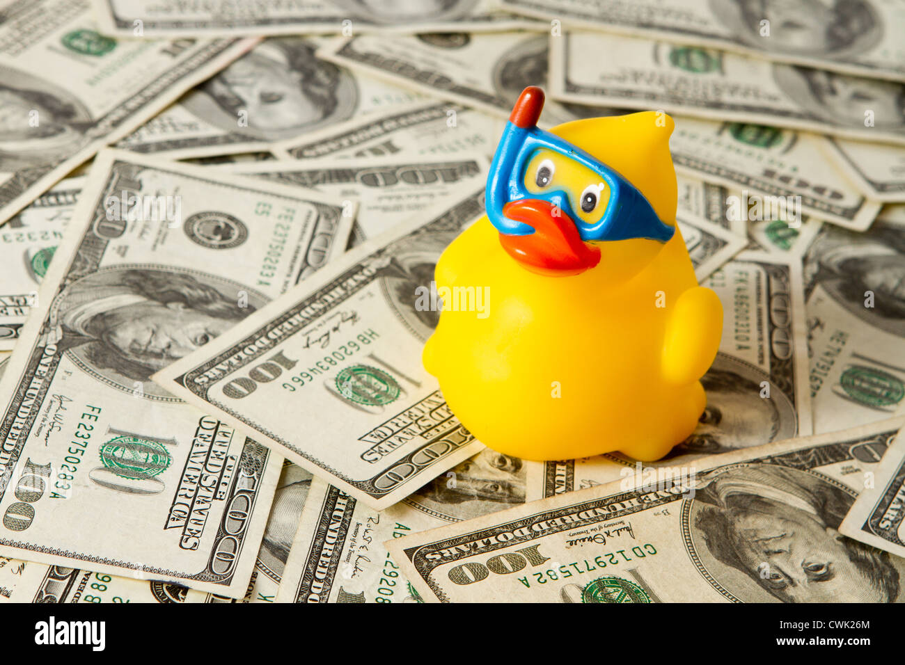 Yellow duck banknotes hi-res stock photography and images - Alamy