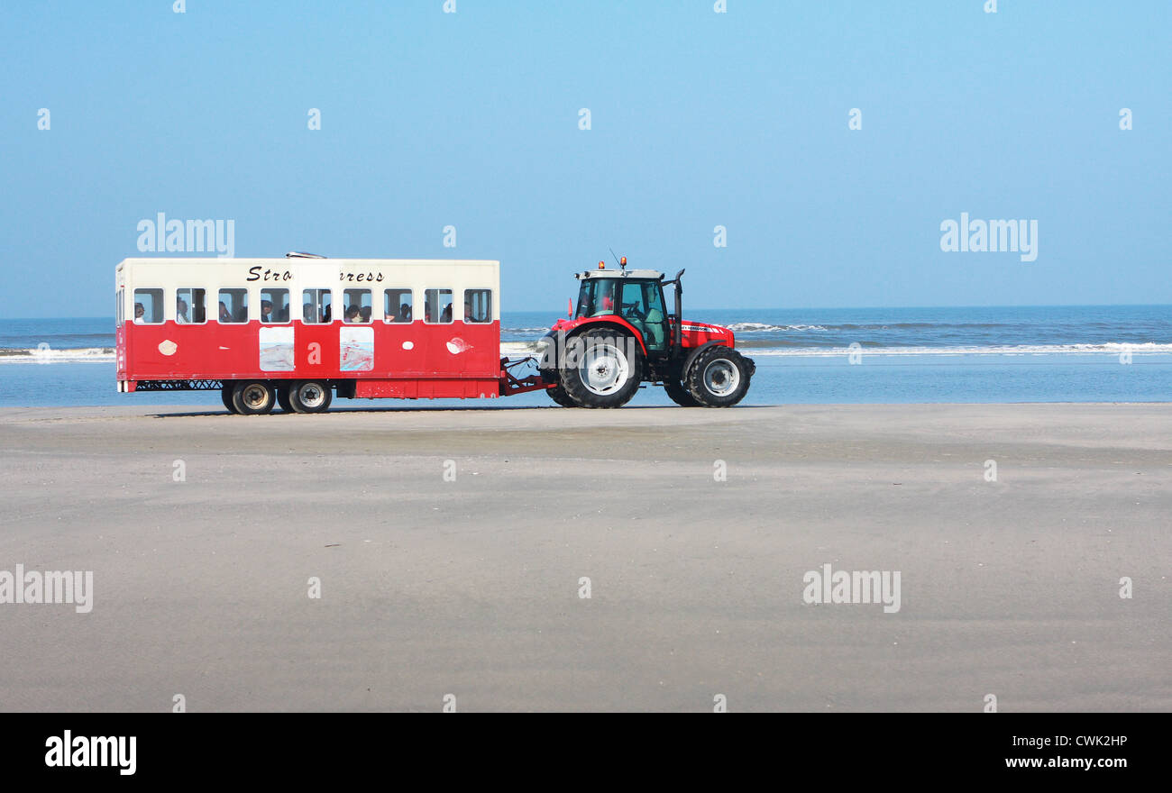 Seaside coach hi-res stock photography and images - Alamy