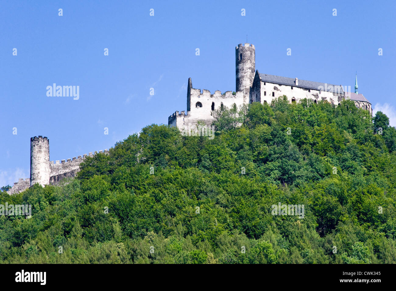Goticky hrad bezdez 1264 nar hi-res stock photography and images - Alamy