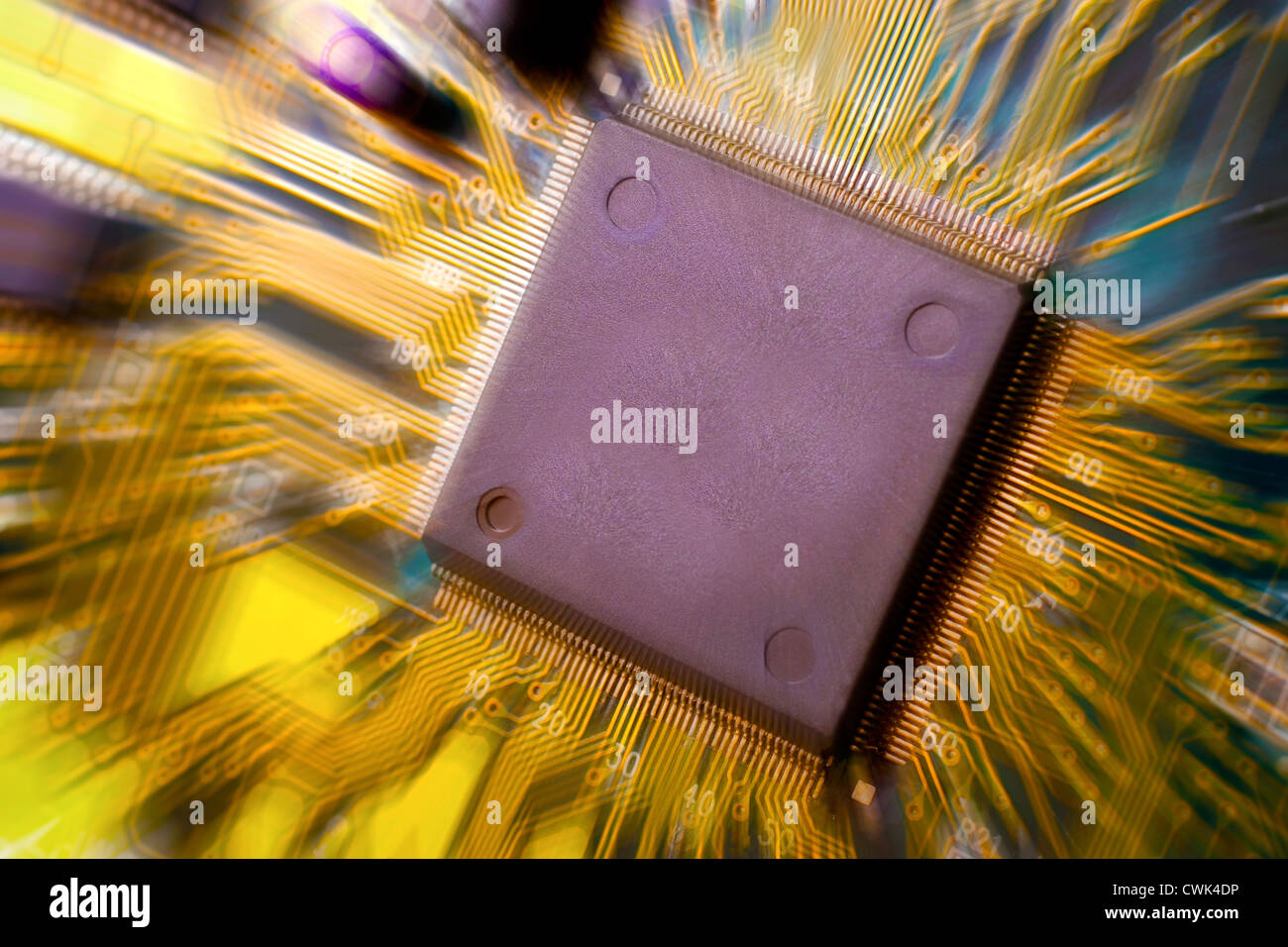 Communicate electronically hi-res stock photography and images - Alamy