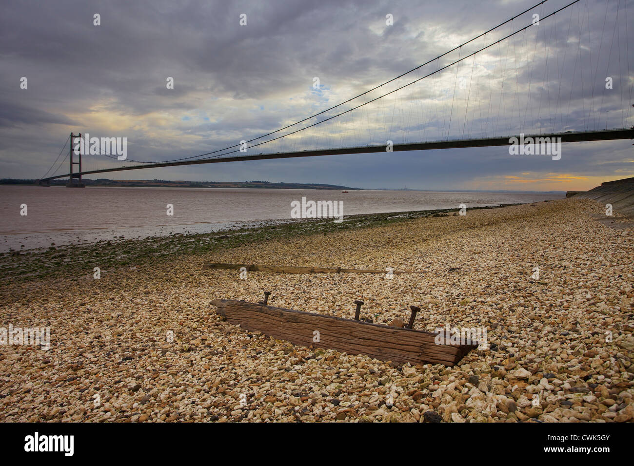 Humber bridge at sunset Stock Photo - Alamy
