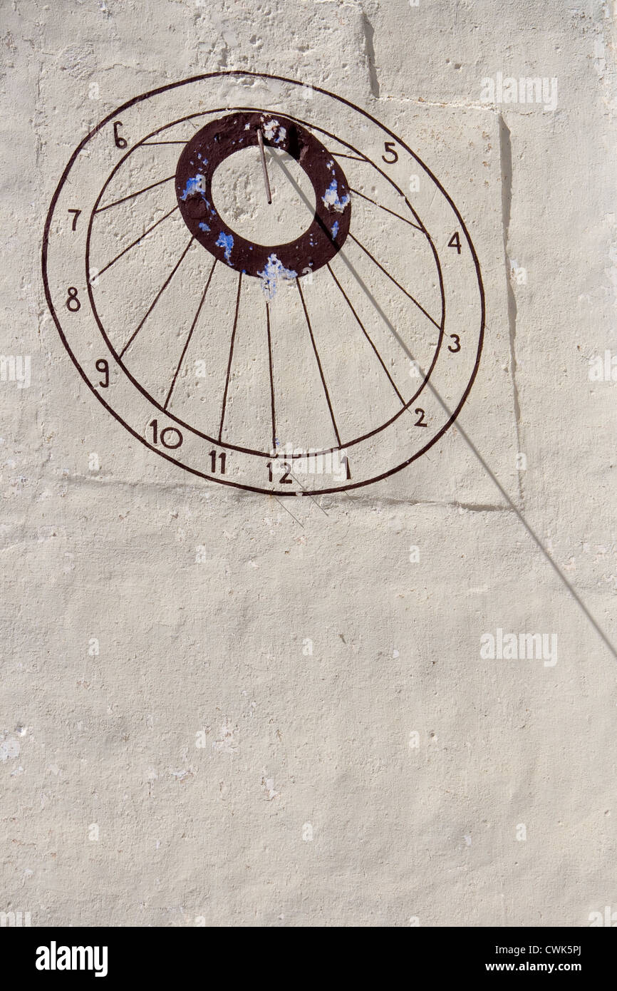 Sundial drawing hi-res stock photography and images - Alamy