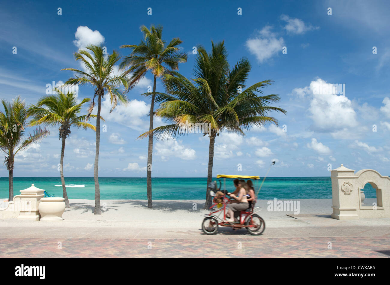 WATERFRONT PROMENADE HOLLYWOOD BEACH FLORIDA USA Stock Photo - Alamy