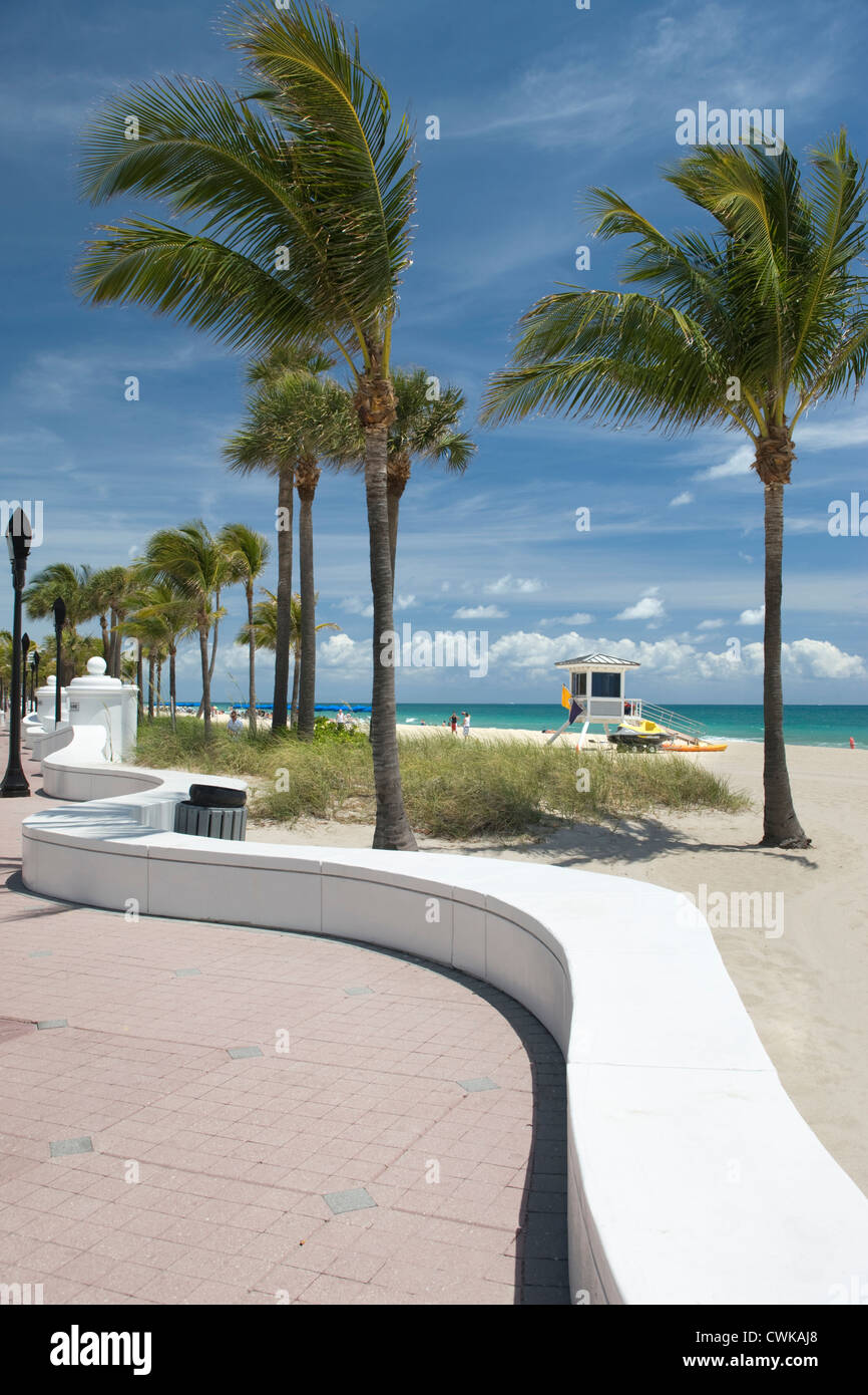 SEABREEZE BOULEVARD BEACH WAVE WALL PROMENADE FORT LAUDERDALE FLORIDA ...