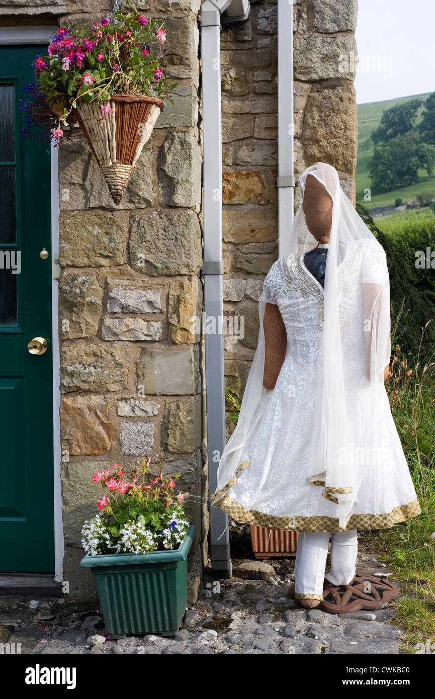 Scarecrows Wedding Stock Photos & Scarecrows Wedding Stock Images - Alamy