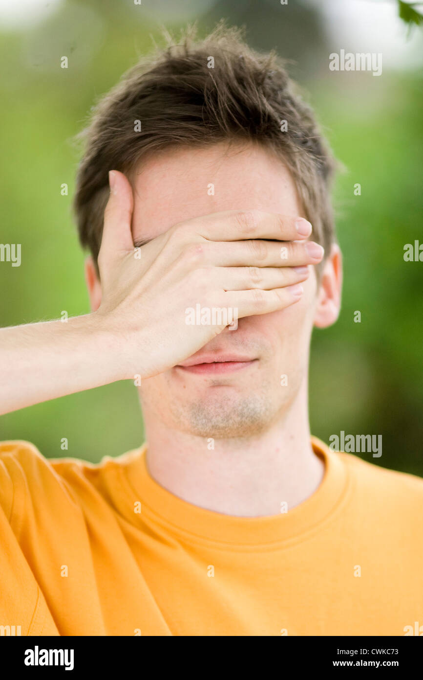 Eyeless head hi-res stock photography and images - Alamy