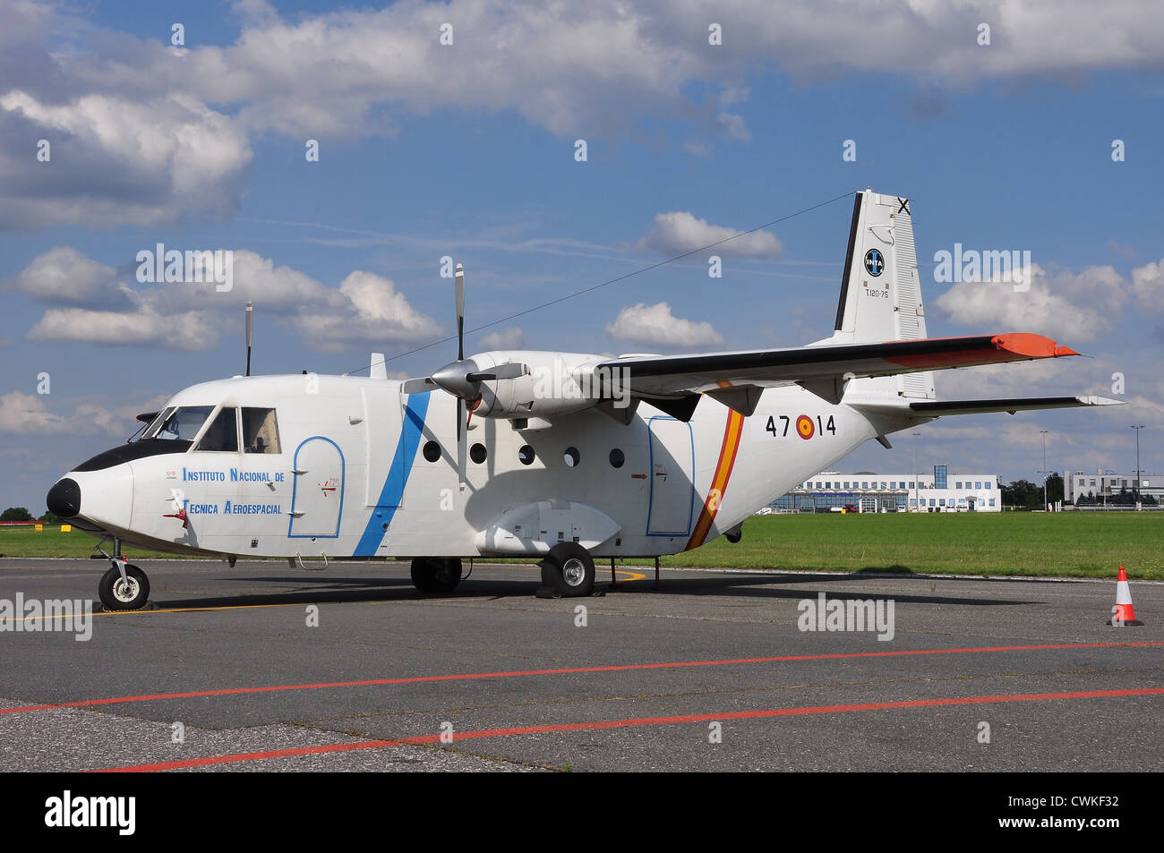 C 212 hi-res stock photography and images - Alamy