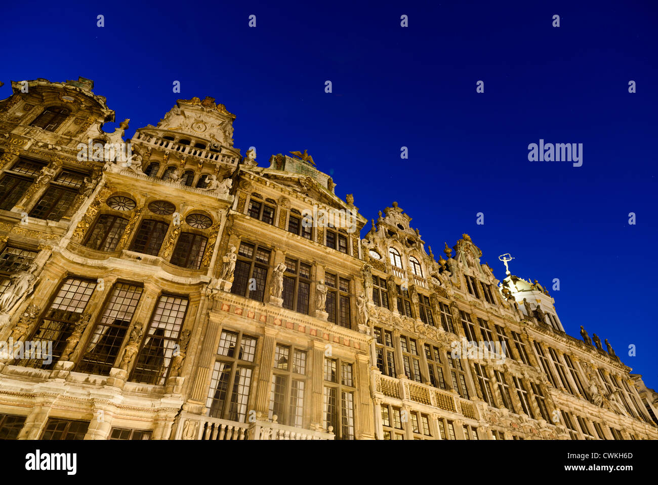 Brussels grand place guildhall hi-res stock photography and images - Alamy