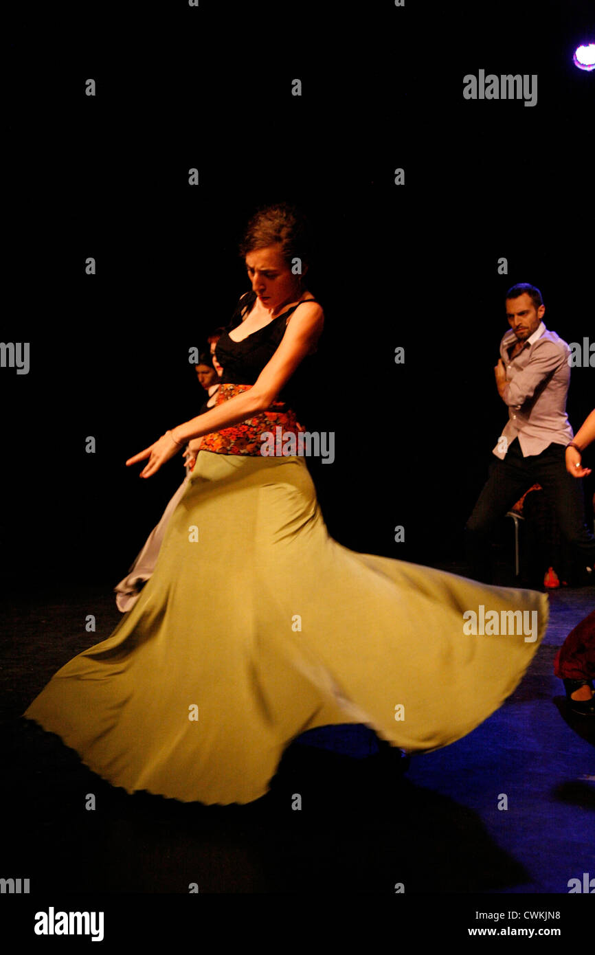 Flamenco live performance on stage Stock Photo - Alamy