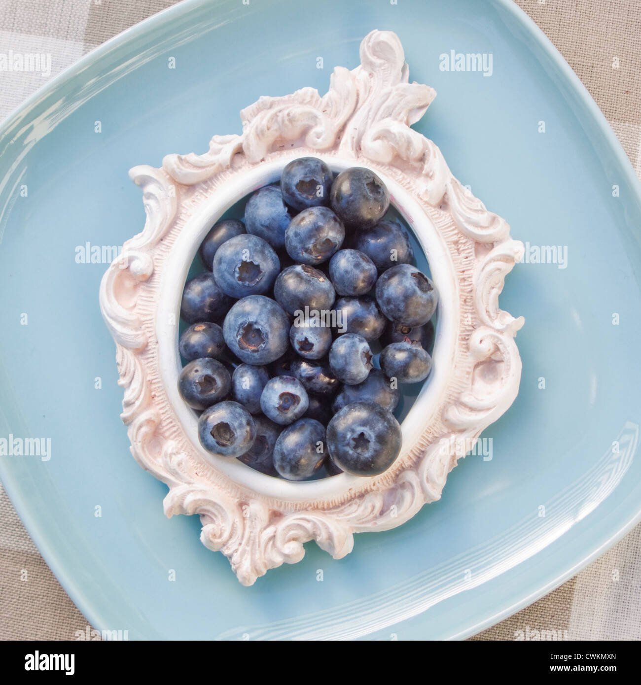 Harvest blueberries hi-res stock photography and images - Alamy