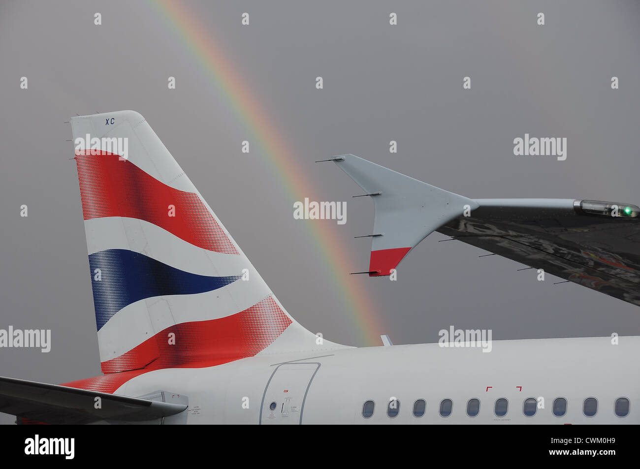 Airplane rainbow hi-res stock photography and images - Alamy