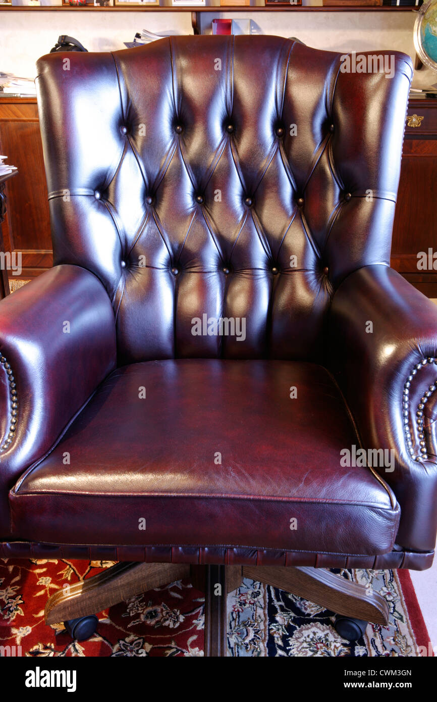 Leather seating hi-res stock photography and images - Alamy