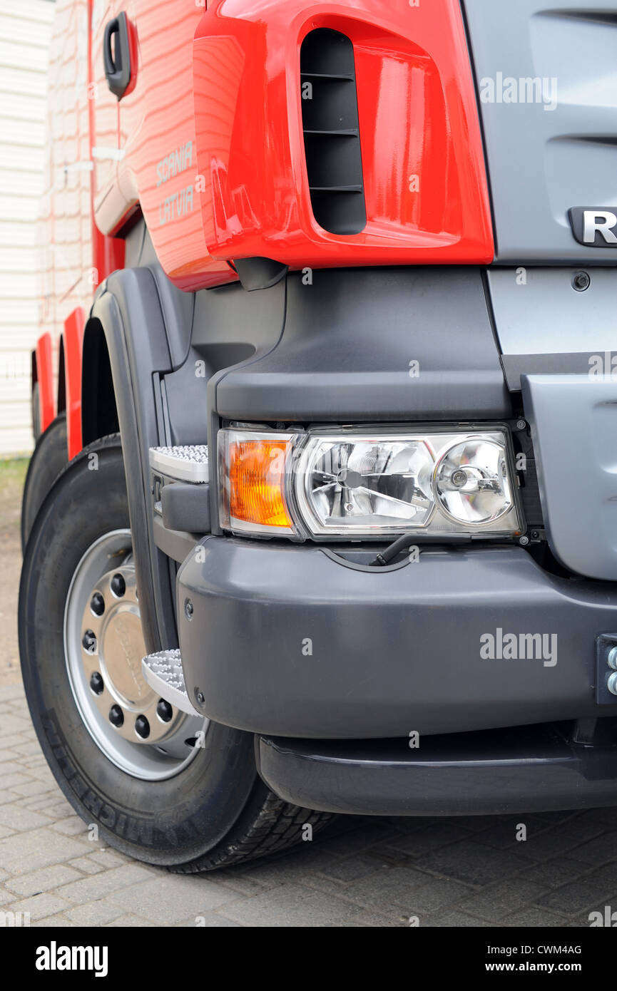 Scania r420 hi-res stock photography and images - Alamy