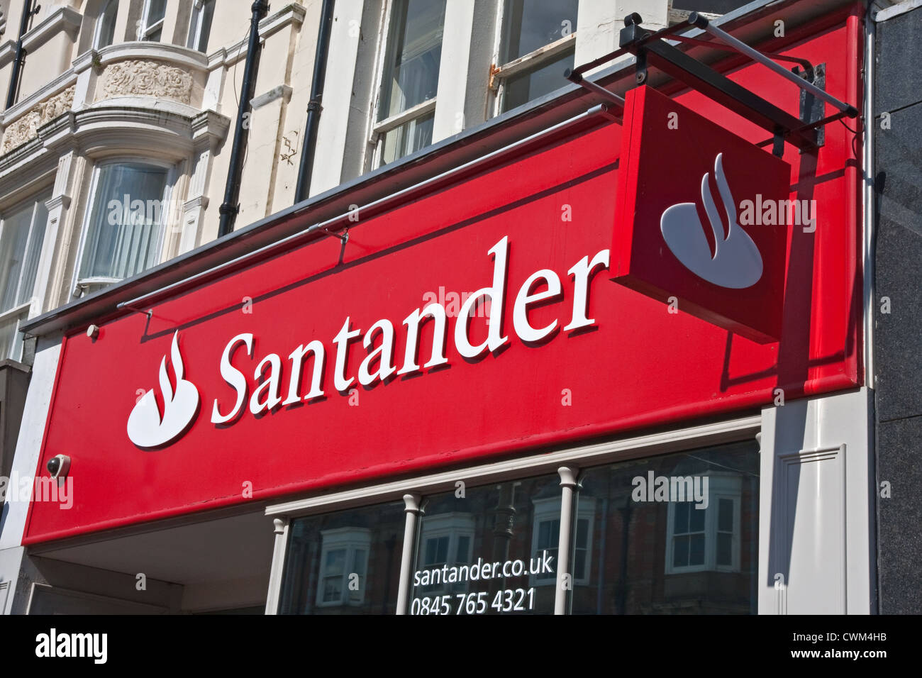 Santander shop hi-res stock photography and images - Alamy