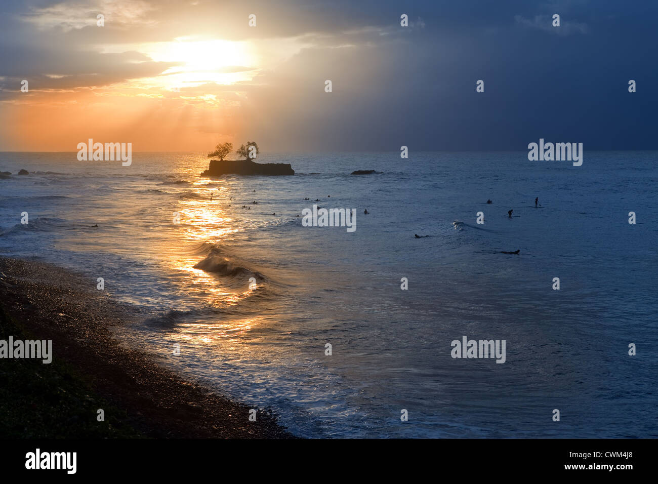 Ocean at sunset. Polynesia. Tahiti Stock Photo - Alamy