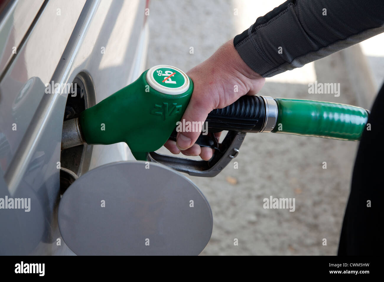 Filling tank hi-res stock photography and images - Alamy