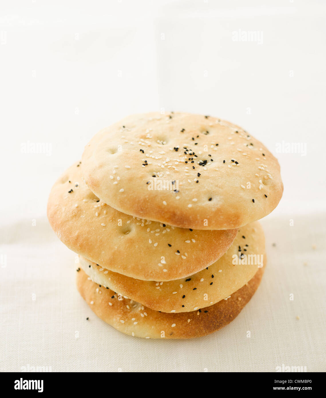 Stack of pitta bread, close up Stock Photo - Alamy