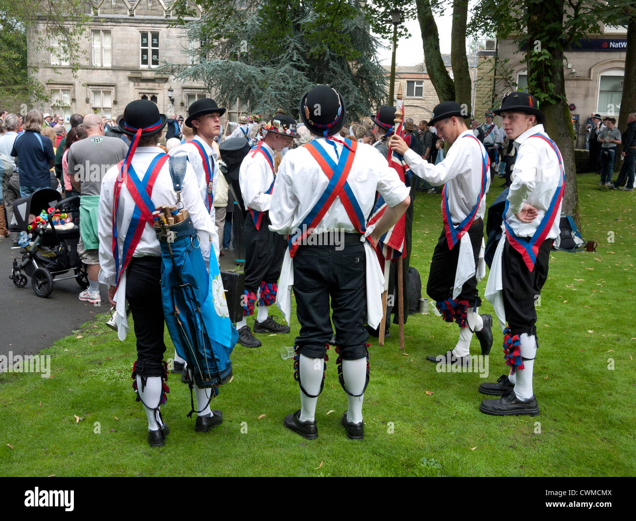 Morris Men relax at Uppermill, Saddleworth, England, UK Stock Photo - Alamy