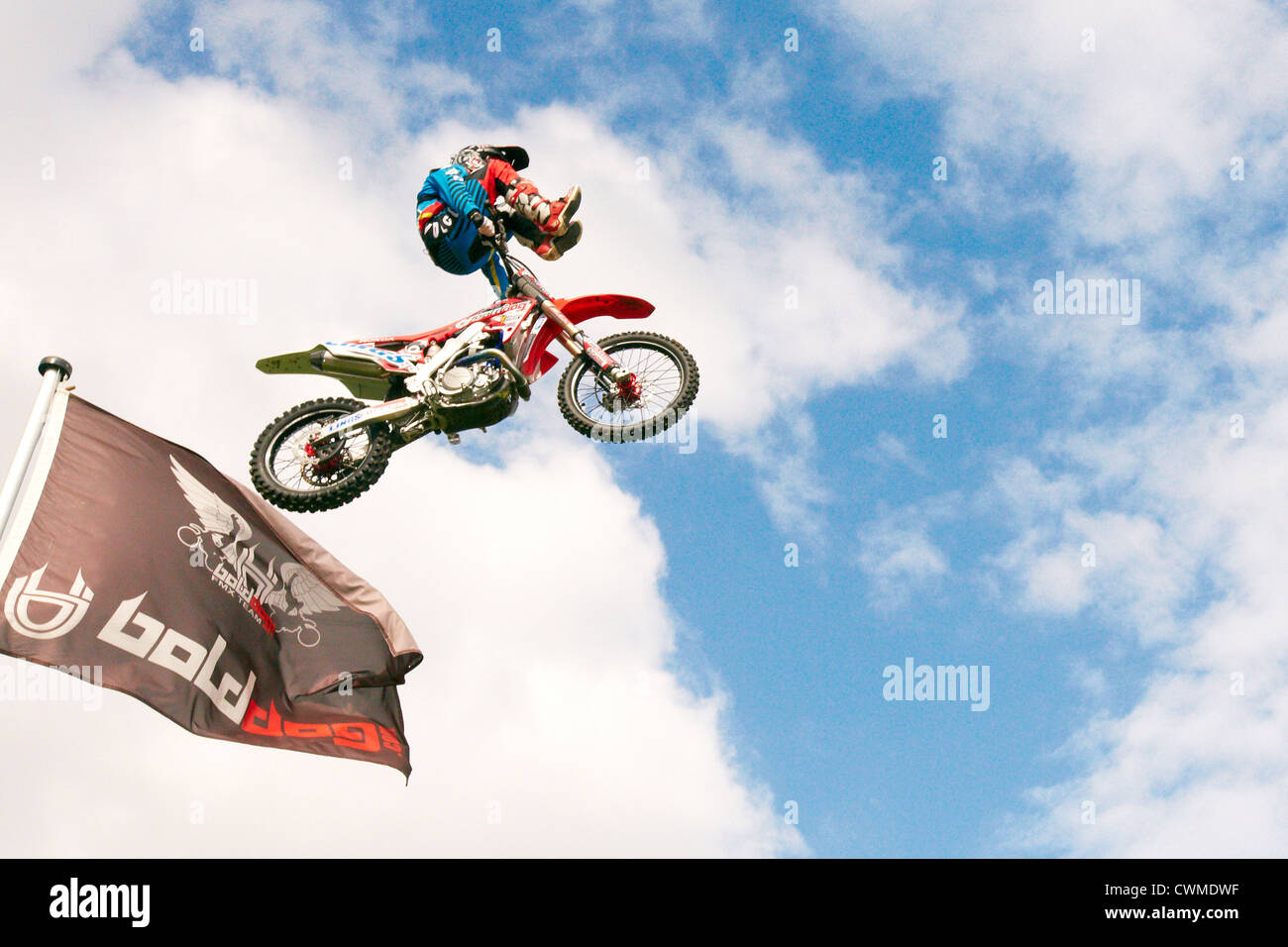 The Bolddog Lings FMX freestyle motorcross stunt display team ...